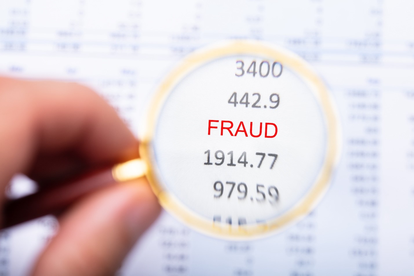 How to Effectively Combat Insurance Fraud in the Digital Age - Medlogix